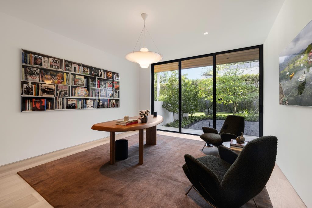 The Ideal Home Office: How Your Windows Impact Focus and Wellbeing | ES ...